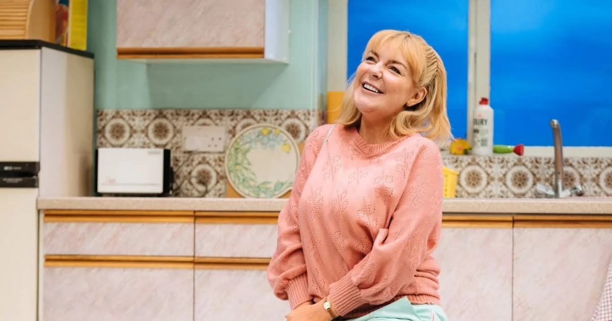 Shirley Valentine στο Θέατρο Σοφούλη: Το ταξίδι προς την ελευθερία